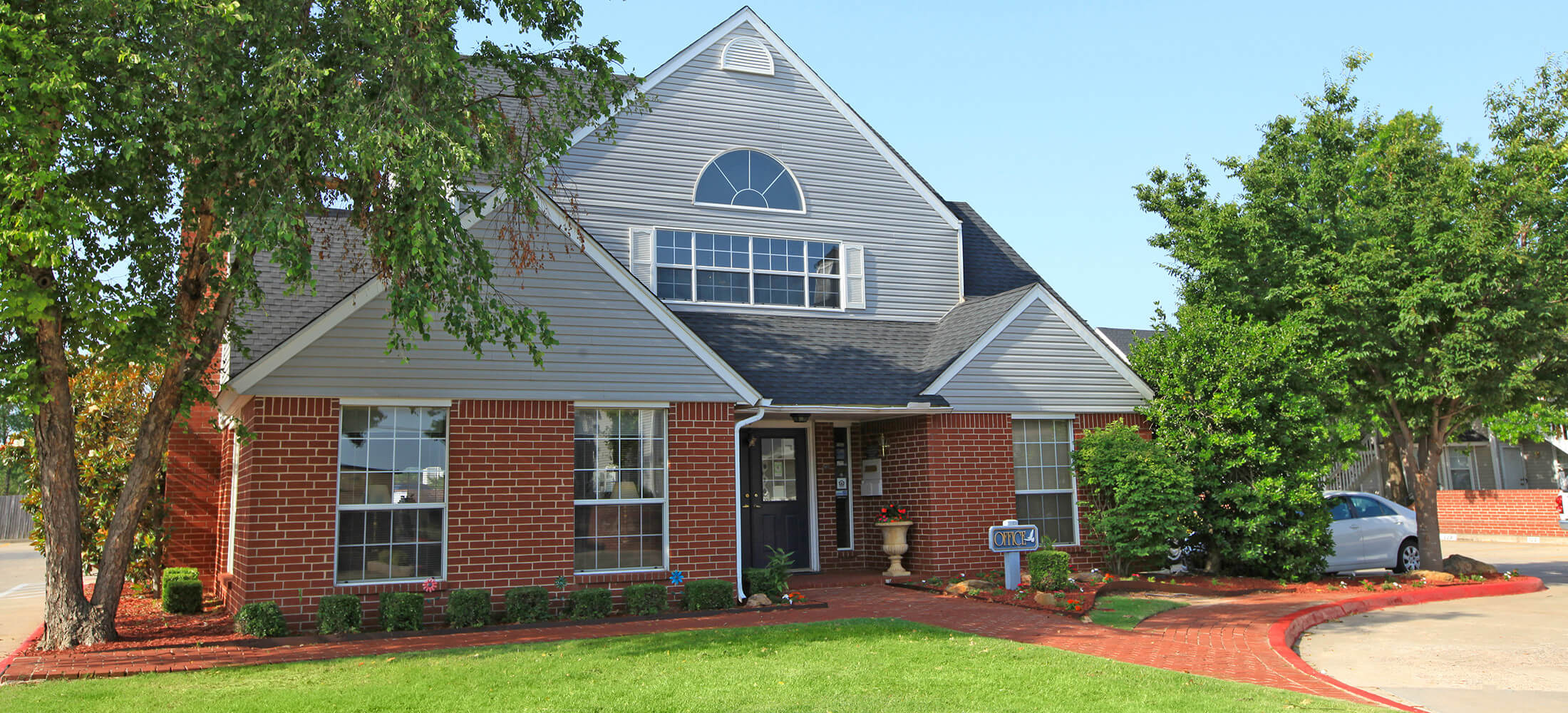 Cape Cod - Apartments in Oklahoma City, OK