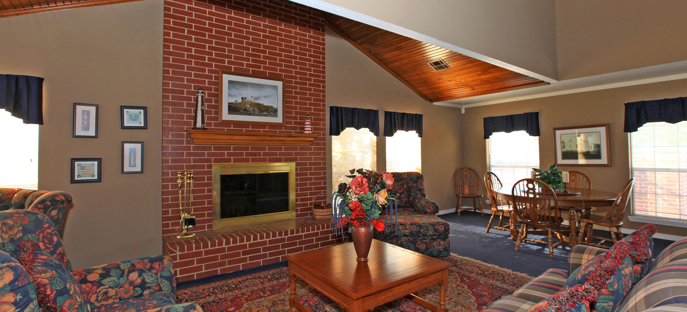 Cape Cod - Apartments in Oklahoma City, OK